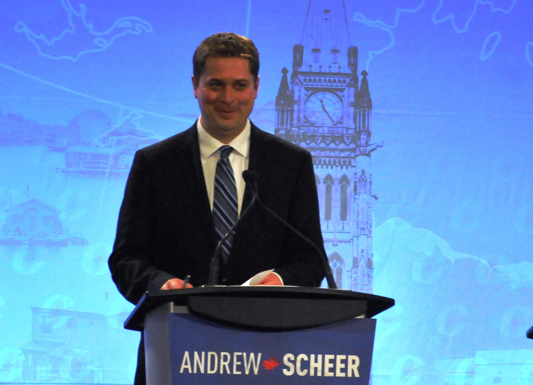 Andrew Scheer, le nouveau chef du Parti conservateur du Canada - La ...