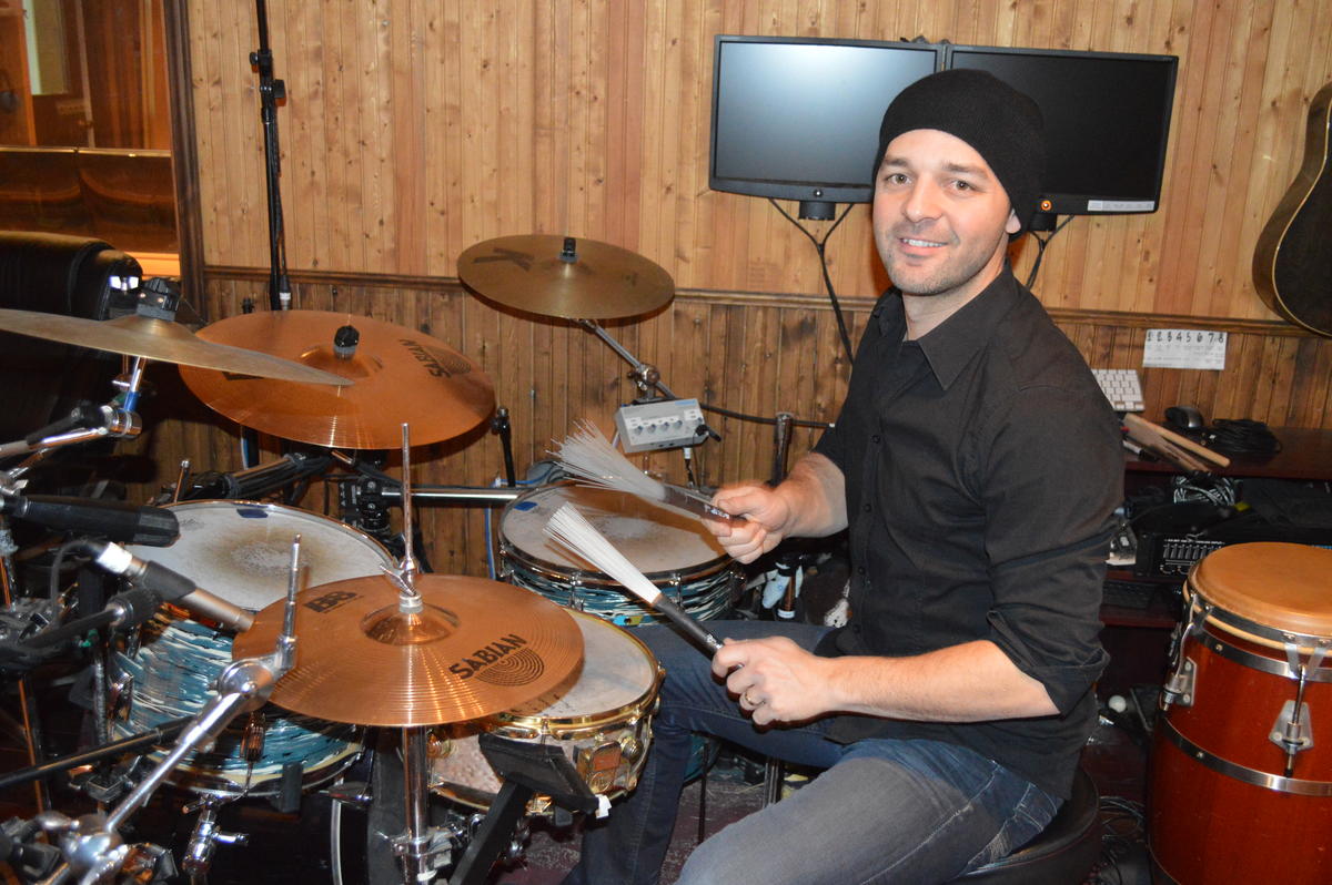 Un autre «Bye Bye» pour Simon-Olivier Fecteau - La Nouvelle Union et L ...