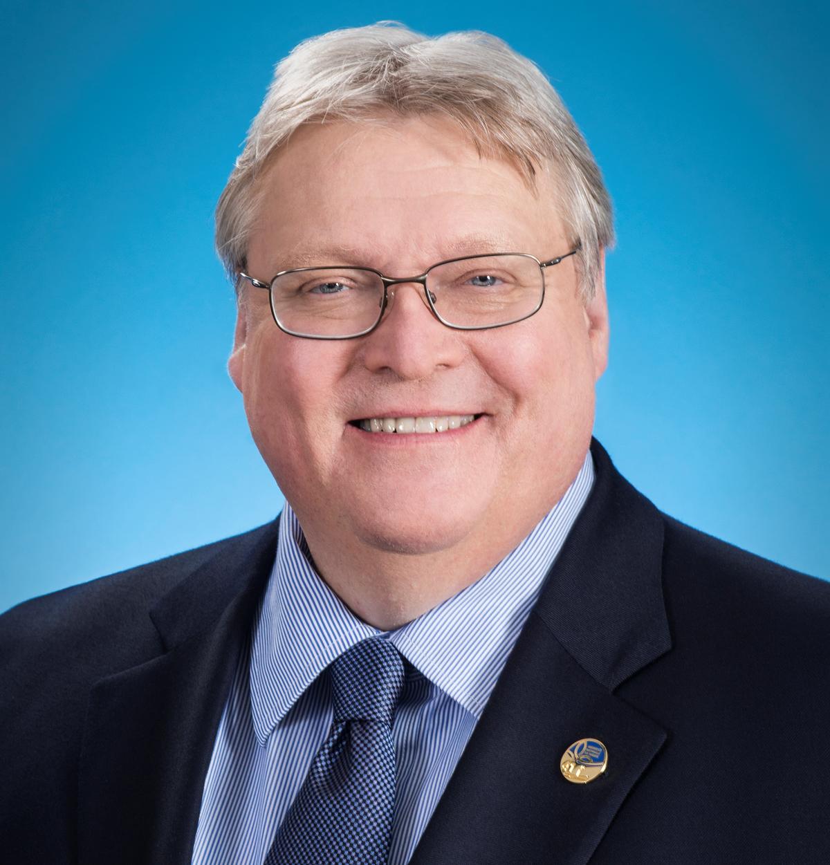 Gaétan Barrette veut donner plus de pouvoir aux infirmières - La ...