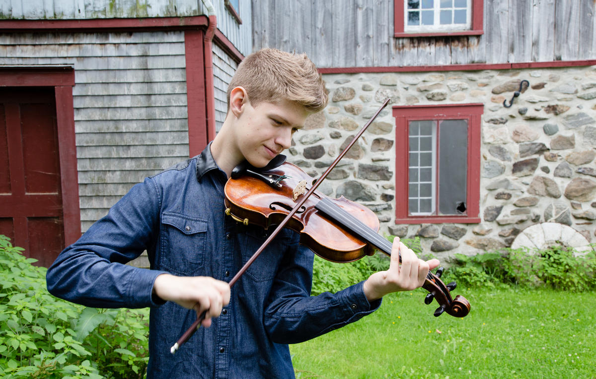 Jordan Bélanger participera aux Grands maîtres violoneux du Canada - La ...