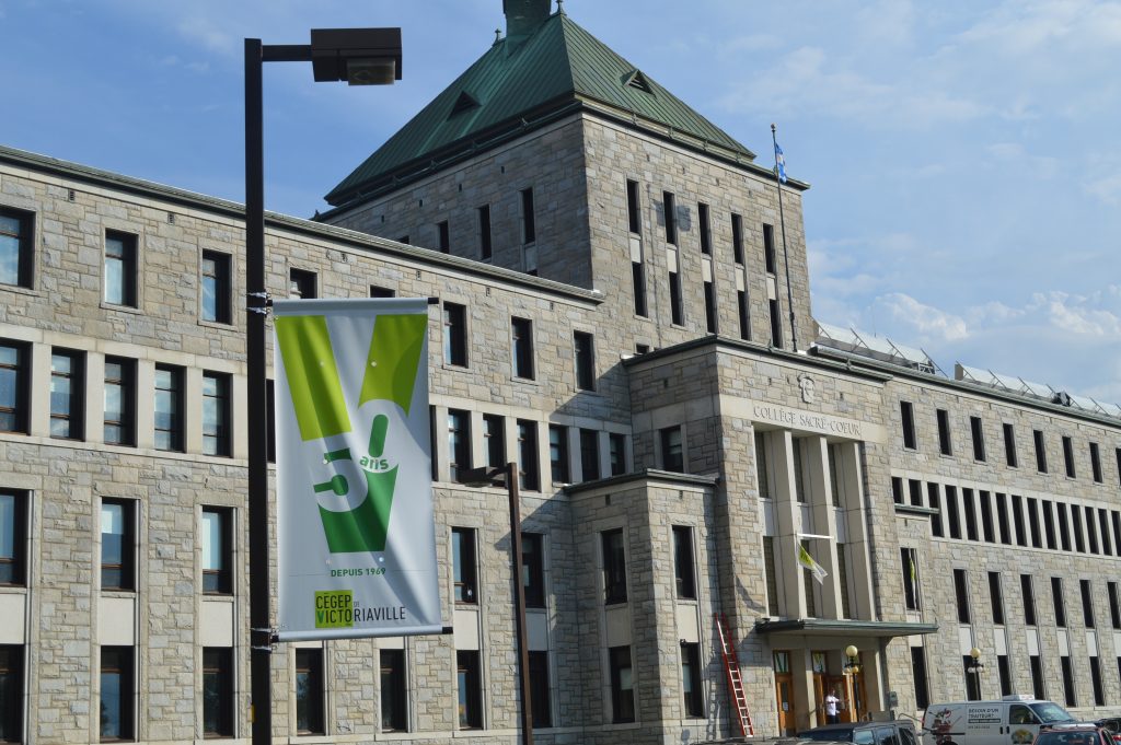 Des rénovations dans l'air pour la bibliothèque du Cégep? - La Nouvelle ...