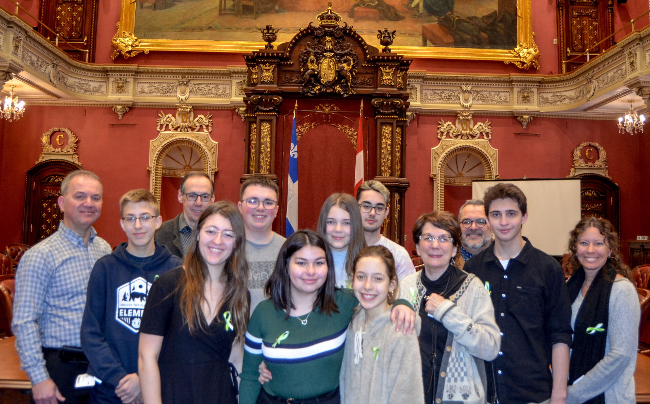 Les membres du Conseil jeunesse de la MRC en visite à l’Assemblée ...