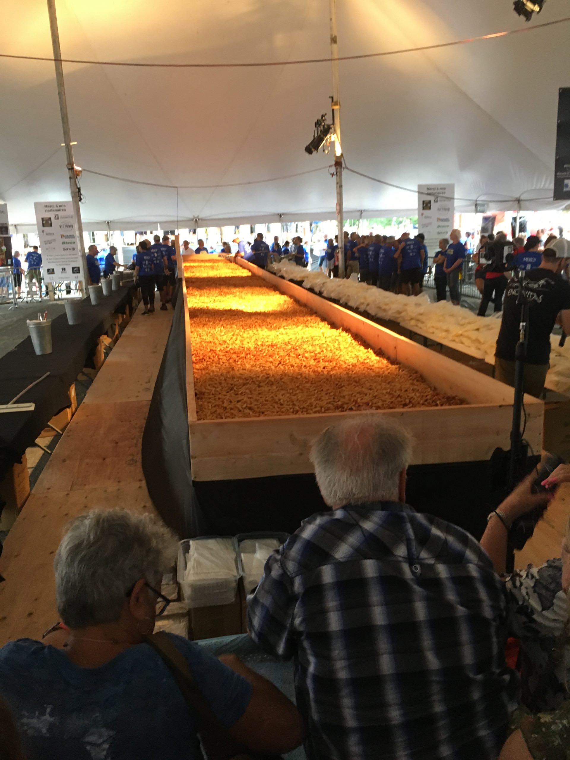 Le record de la plus grosse poutine homologué! - La Nouvelle Union et L ...