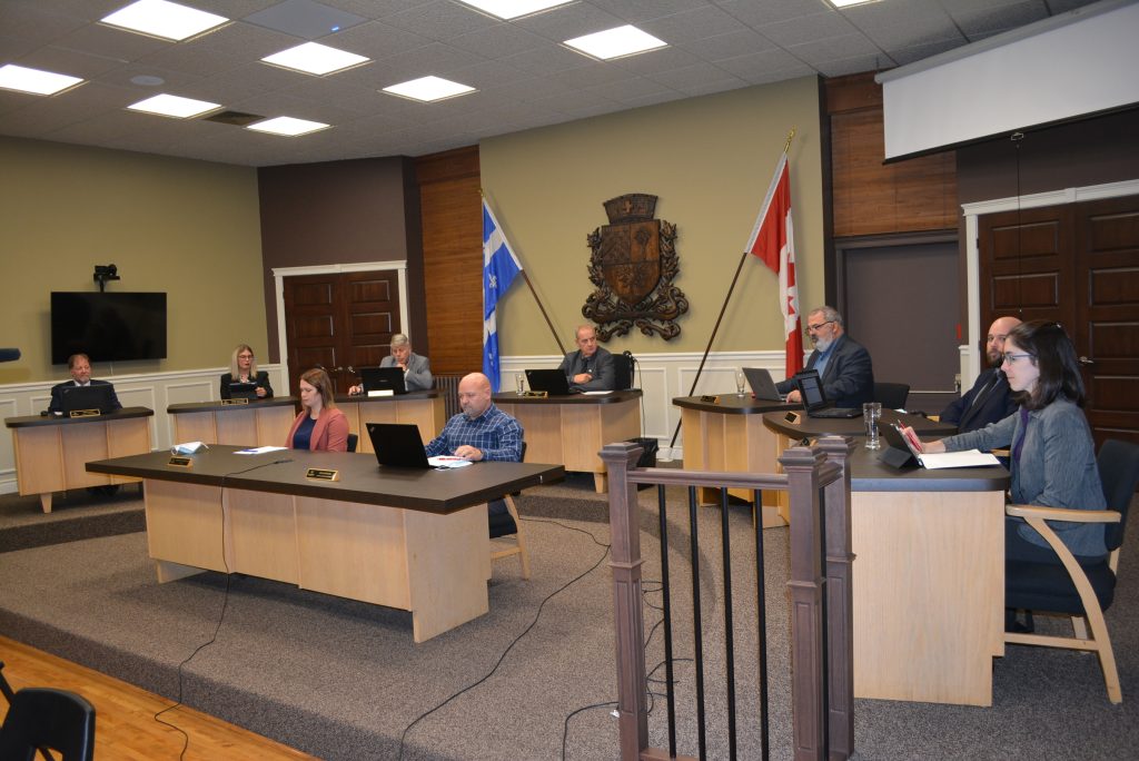 Ville de Plessisville : le nouveau conseil s'installe - La Nouvelle ...