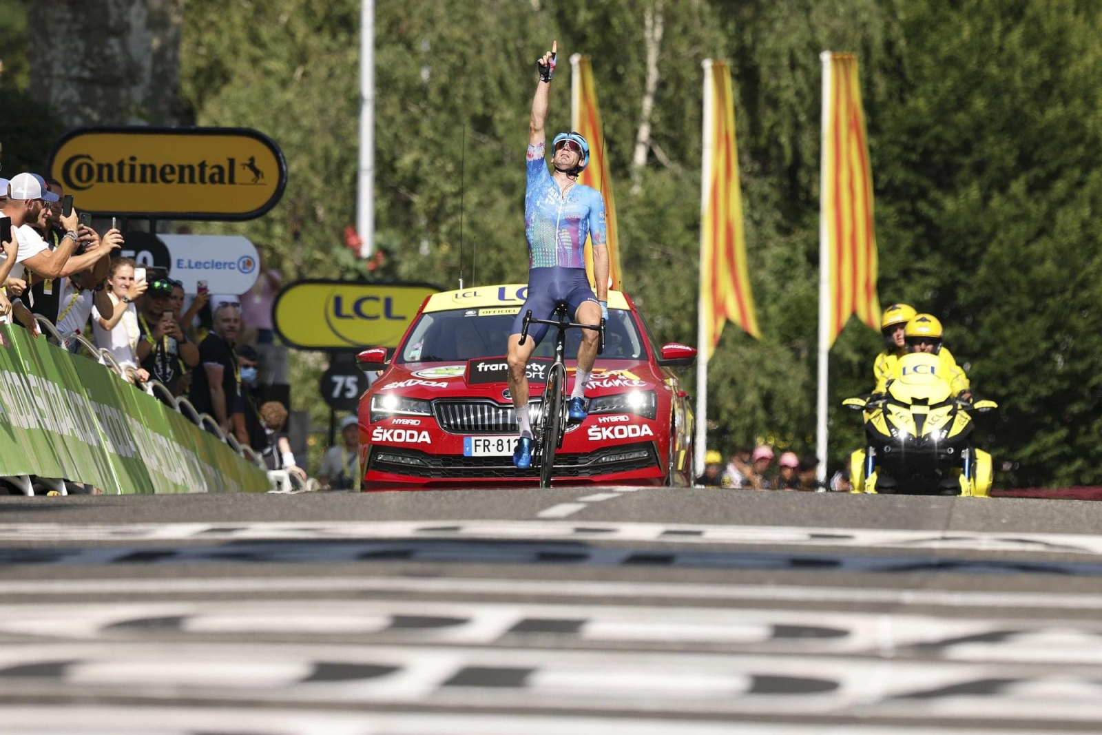 Cyclisme : du rêve à la réalité pour Hugo Houle - La Nouvelle Union et ...