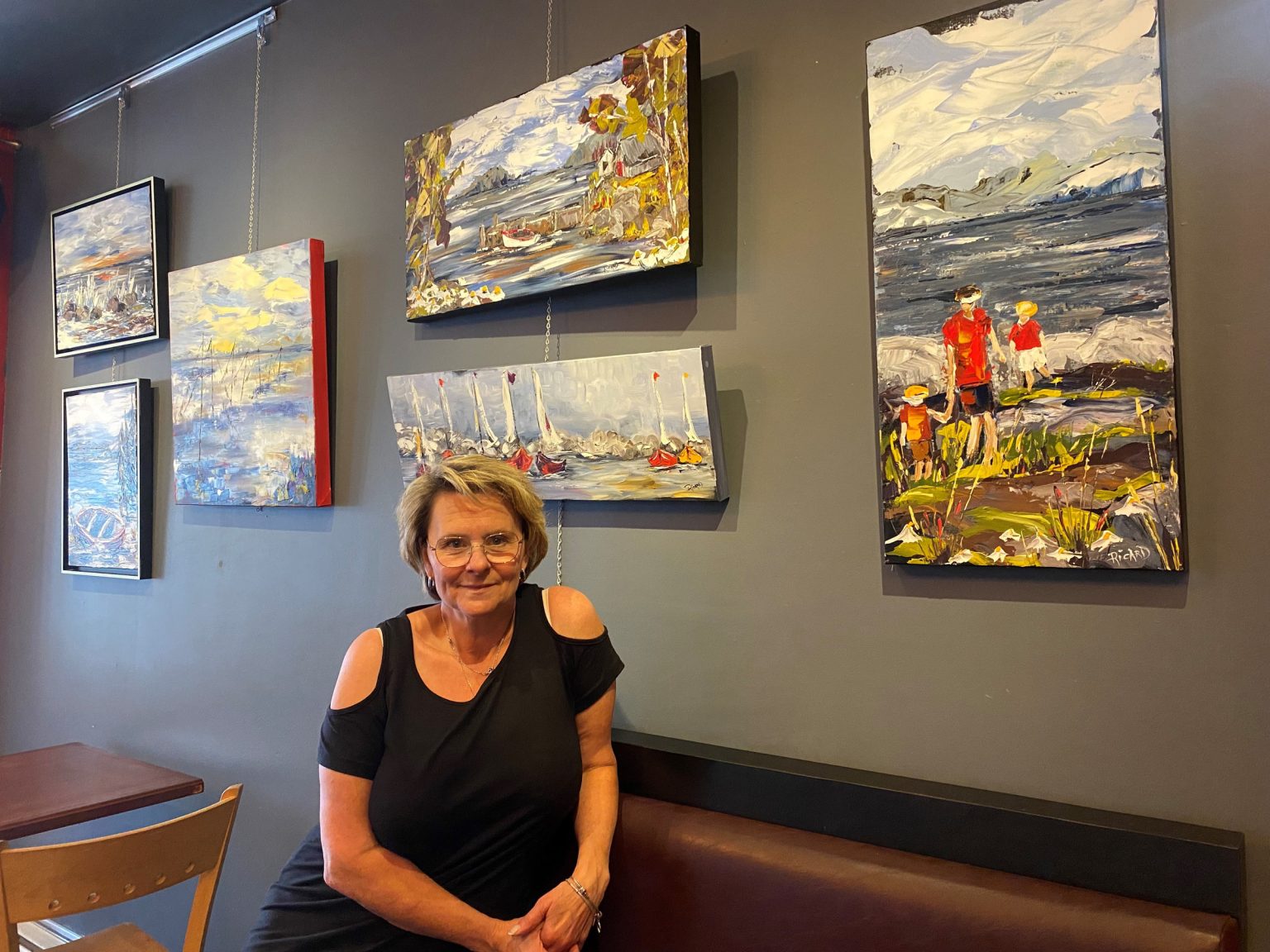 Lorraine Ricard termine son été en peinture au Farniente - La Nouvelle ...