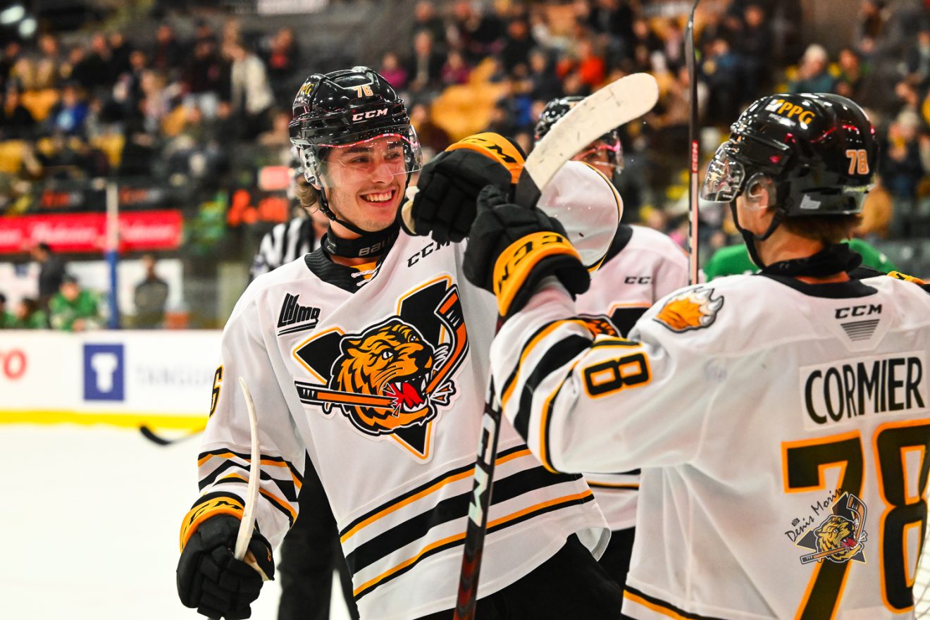 LHJMQ : Frédéric Brunet nommé sur l'équipe de la semaine - La Nouvelle ...
