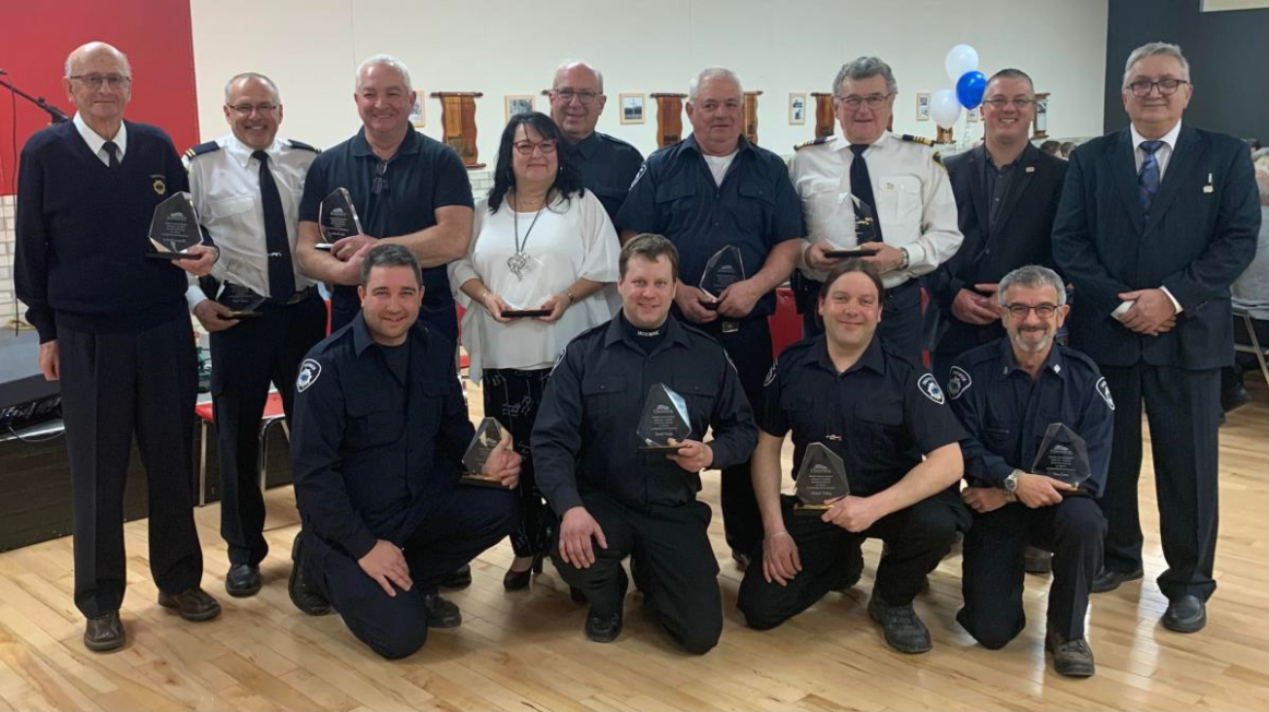 Tingwick rend hommage à ses employés - La Nouvelle Union et L’Avenir de ...