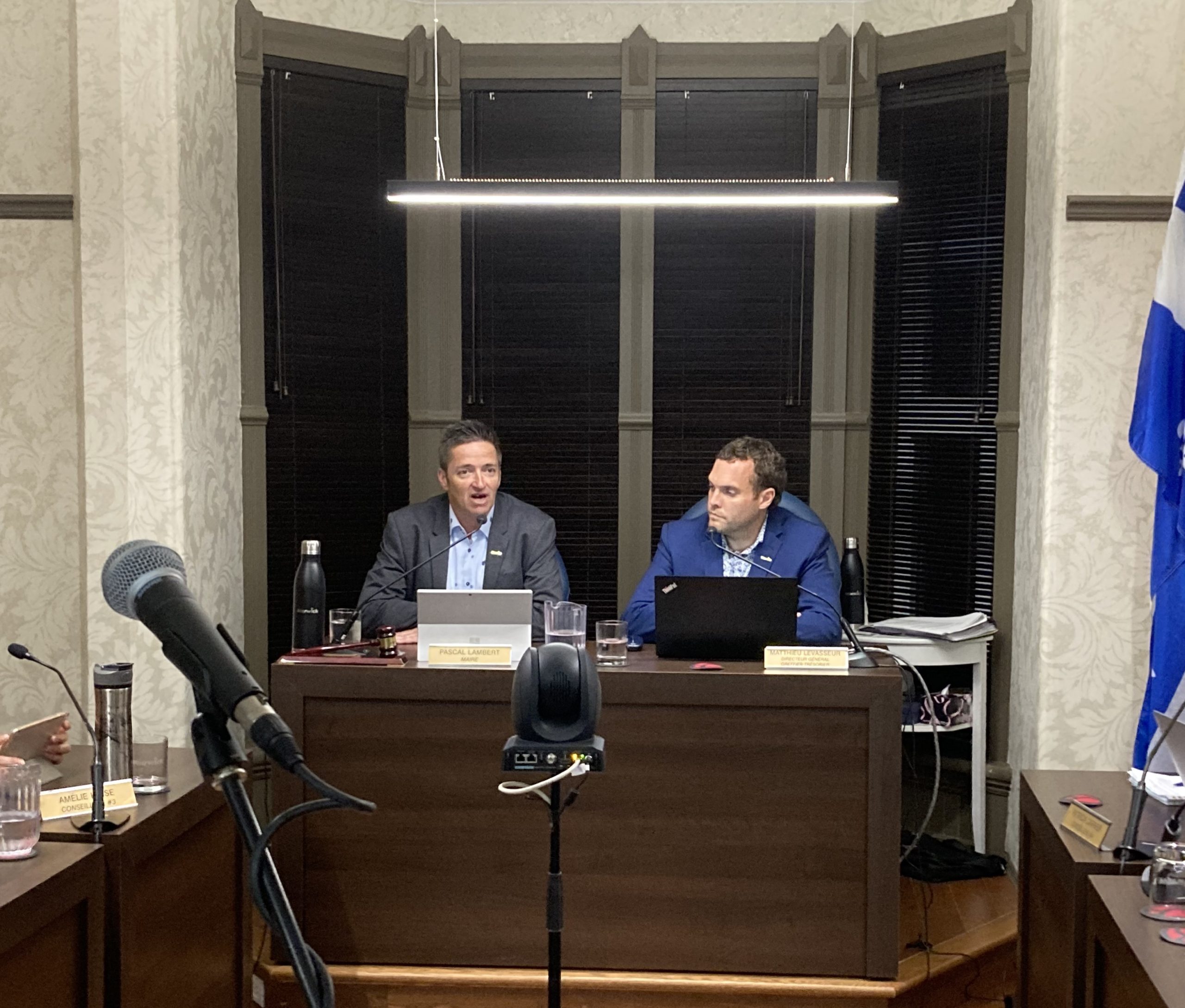 Hospitalisé, le maire Pascal Lambert s'est réveillé - La Nouvelle Union et L’Avenir de l’Érable