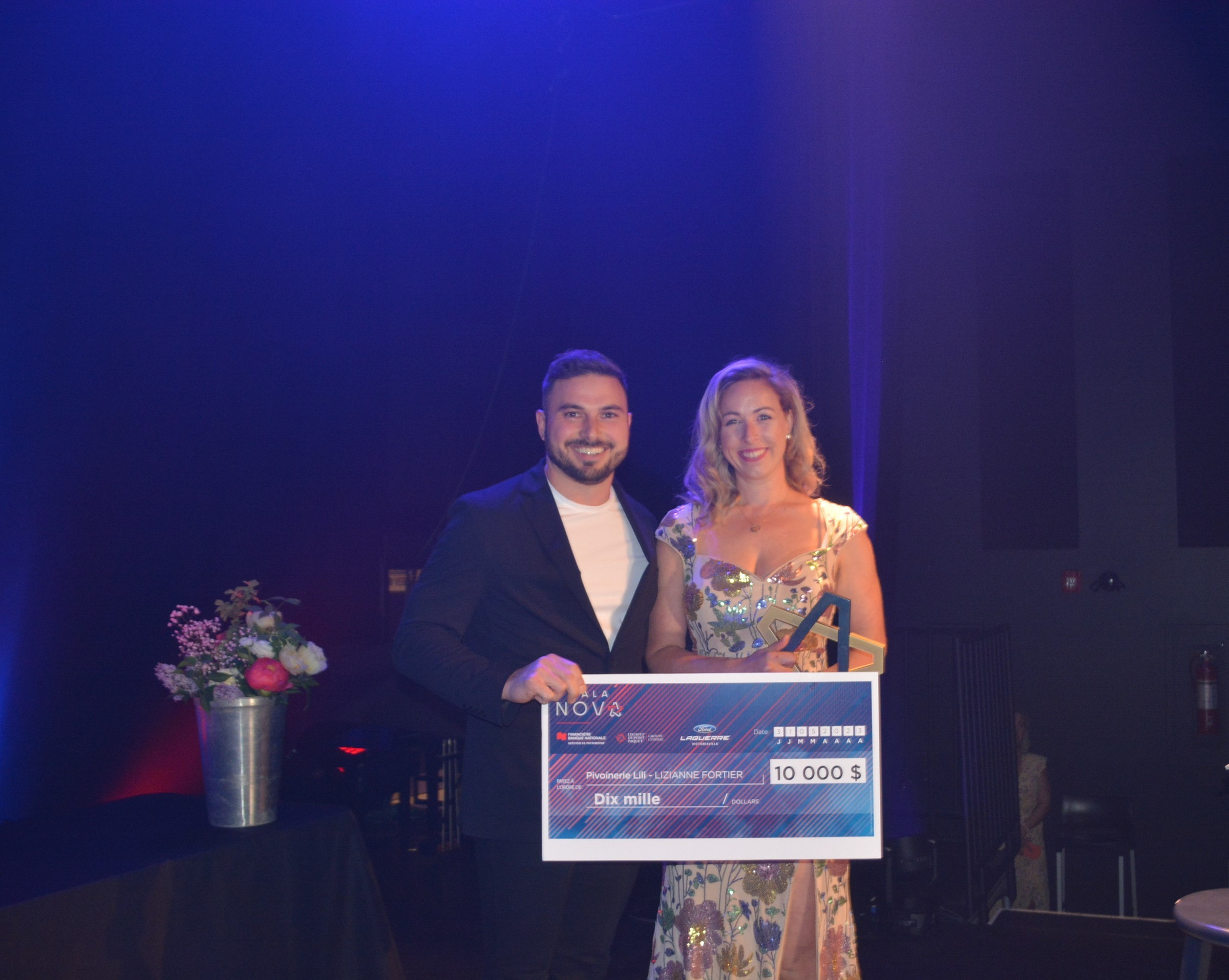 Lizianne Fortier remporte le Nova de l'année - La Nouvelle Union et L ...