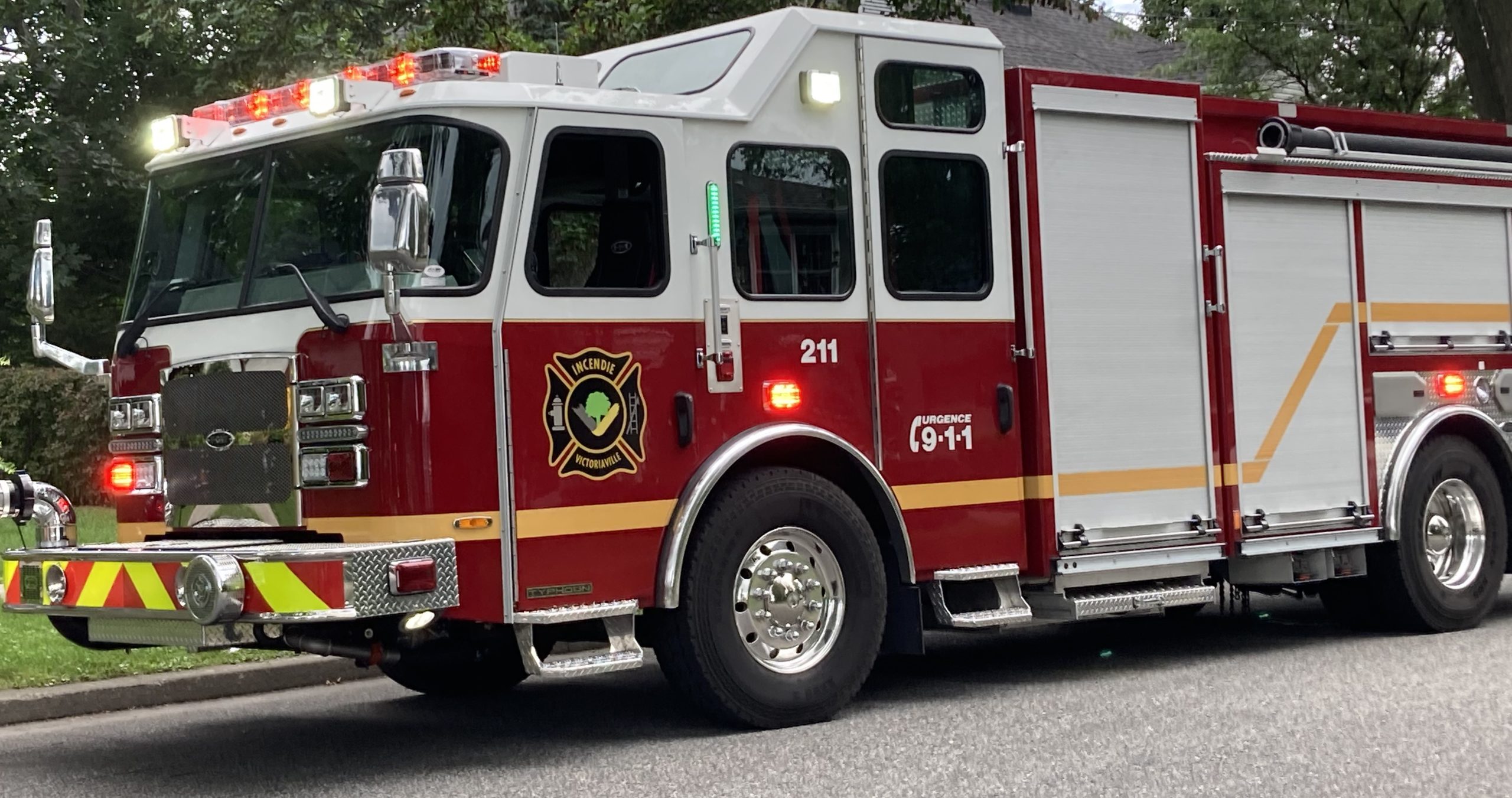 Une camionnette prend feu - La Nouvelle Union et L’Avenir de l’Érable
