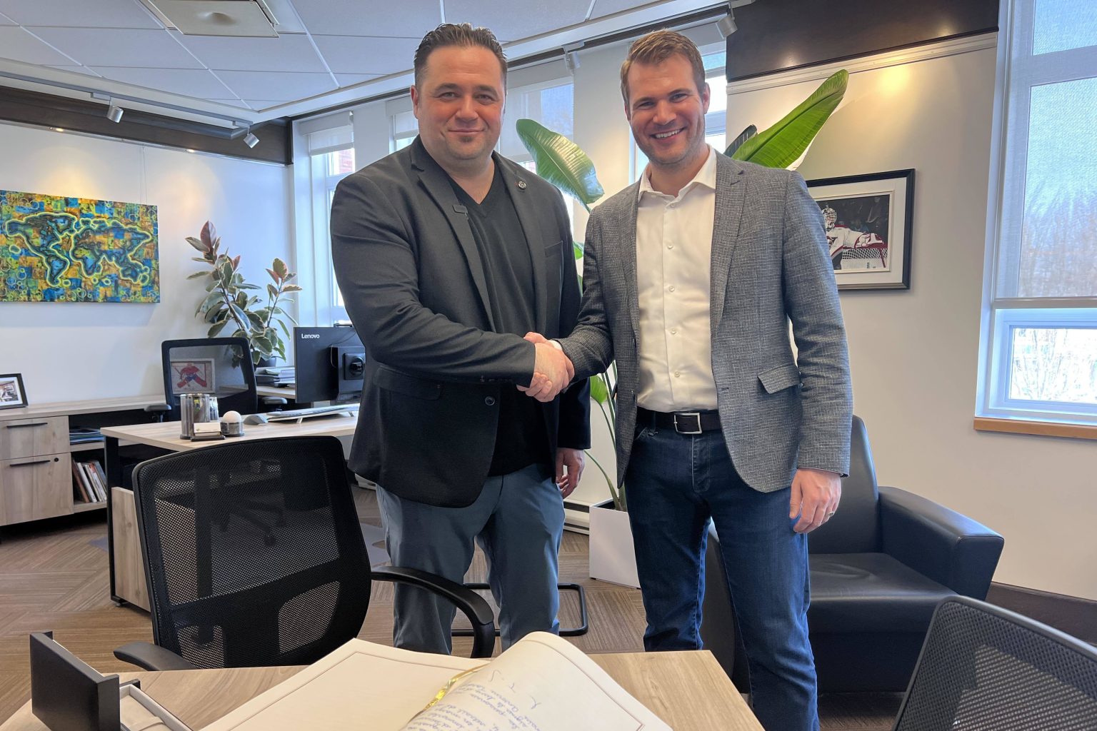 Danny Groulx reçu par la Ville de Victoriaville - La Nouvelle Union et ...