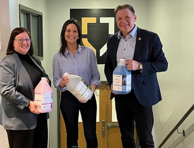 Sani Marc offre 100 000 $ pour des milieux de vie sains - La Nouvelle ...