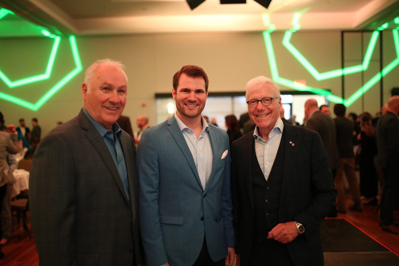 Victoriaville honore Pierre Bruneau et Gilbert Perreault - La Nouvelle ...