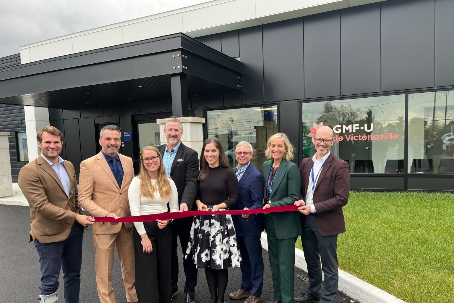 Le GMF-U de Victoriaville est inauguré - La Nouvelle Union et L’Avenir ...