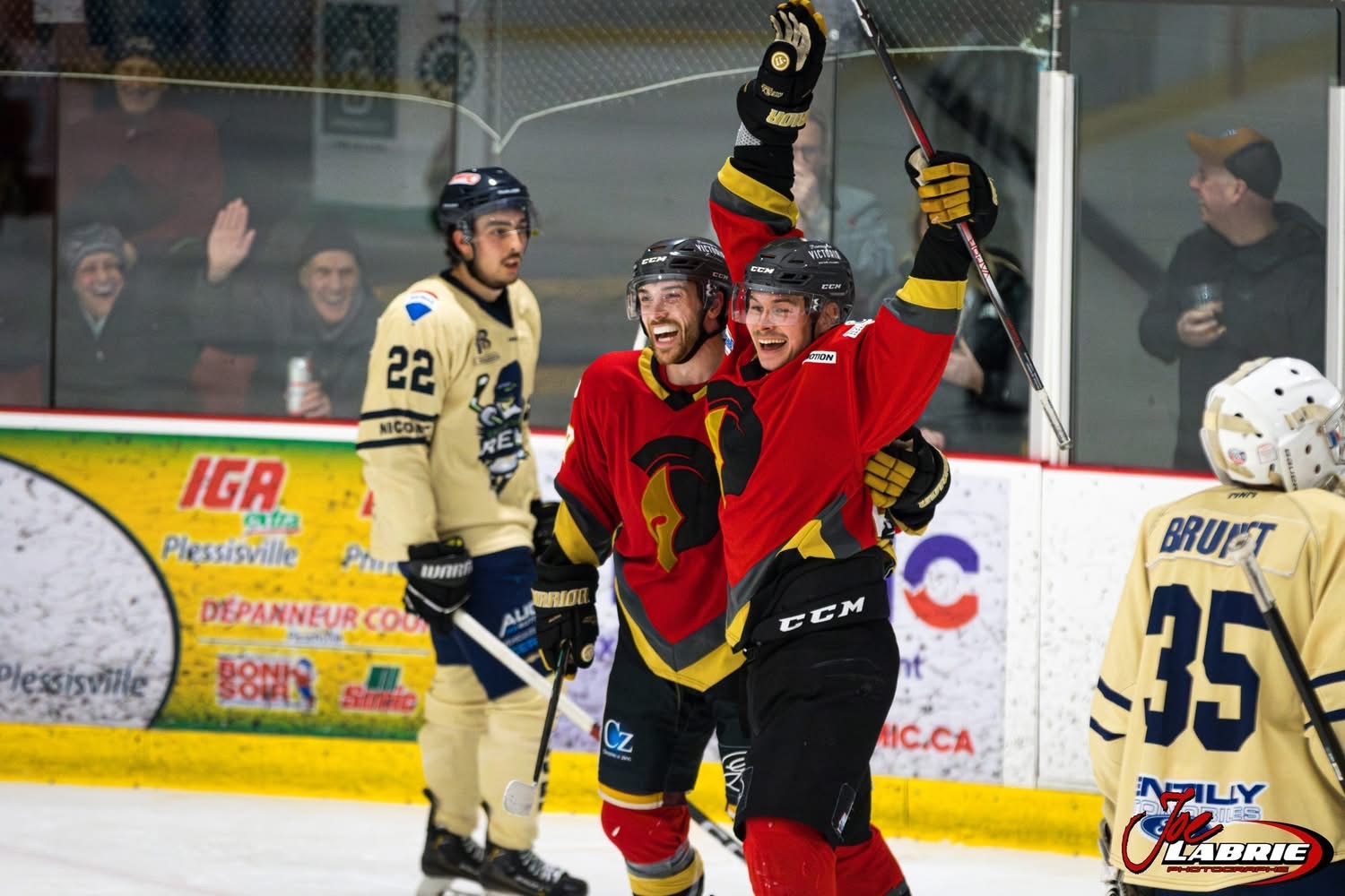 Le Métal Pless pousse le REEQ Isolation dans les câbles - La Nouvelle ...