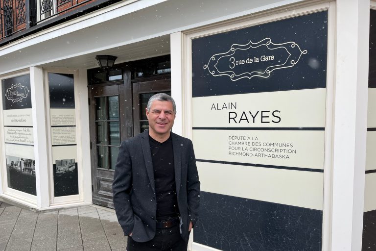 Après la vie politique, l'univers médiatique pour Alain Rayes - La ...