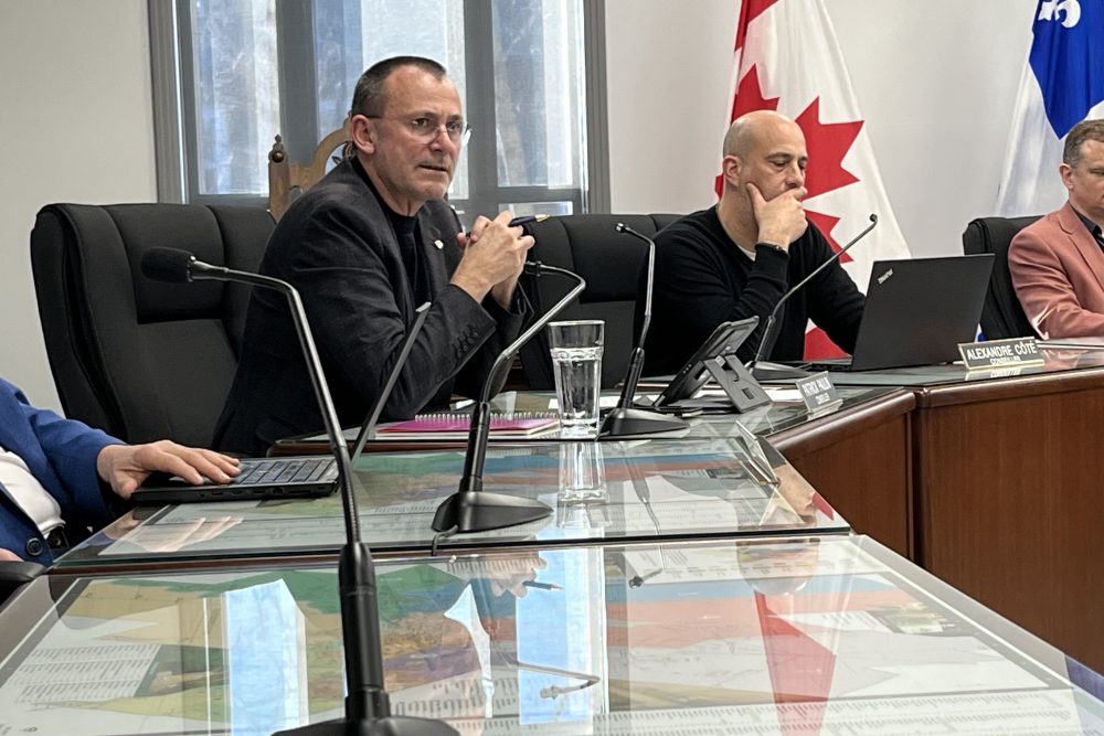 Victoriaville dénonce l'abolition du programme RénoRégion - La Nouvelle ...