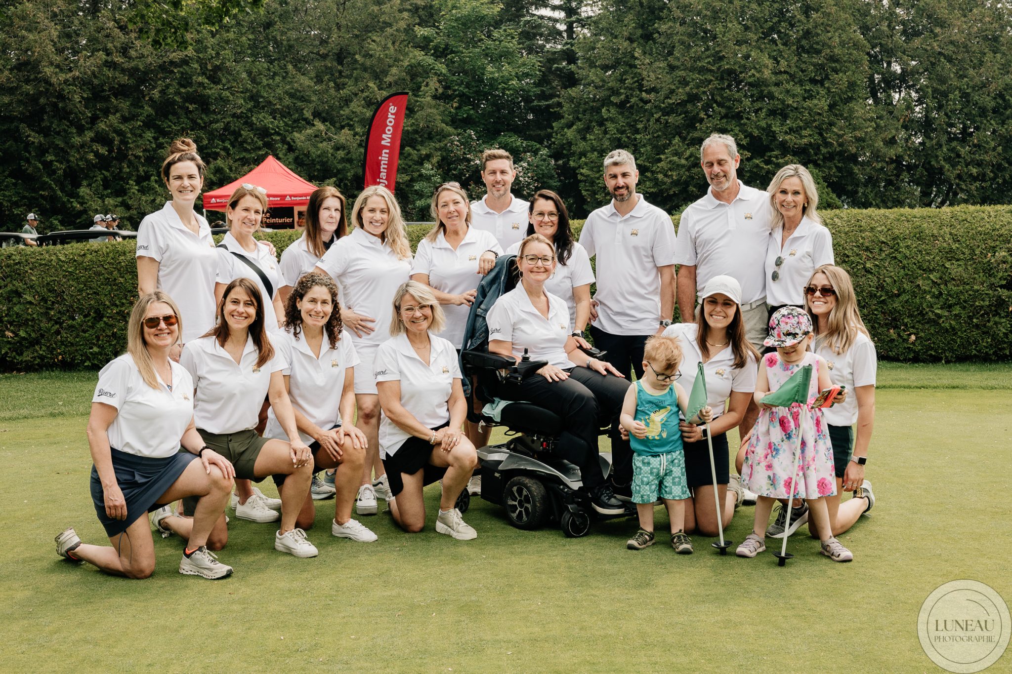 Classique de golf Les amis d'Elliot 2025 : une récolte record - La ...