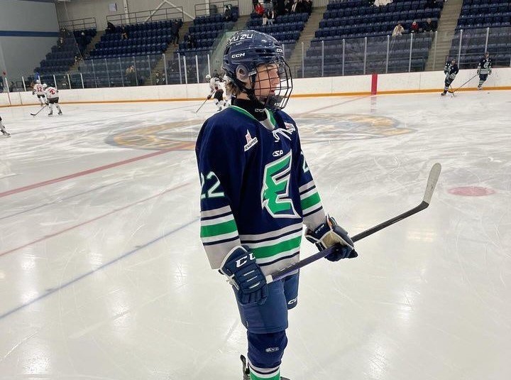 Samuel Rheault reçoit une bourse des Canadiens de Montréal - La ...